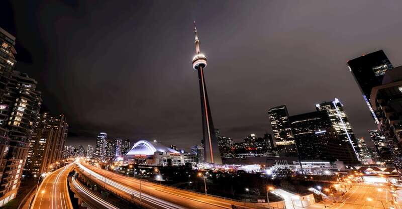 Toronto: Guided layover and stopover tour with transfers. - Price and Value: Is It Worth It?