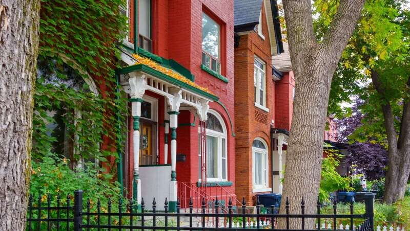 Toronto: Highlights & Hidden Gems Private Tour With a Local - Who Will Love This Tour?