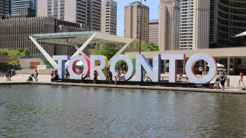 Toronto: Kensington Market International Food Tour - Discovering the Areas Cultural Layers