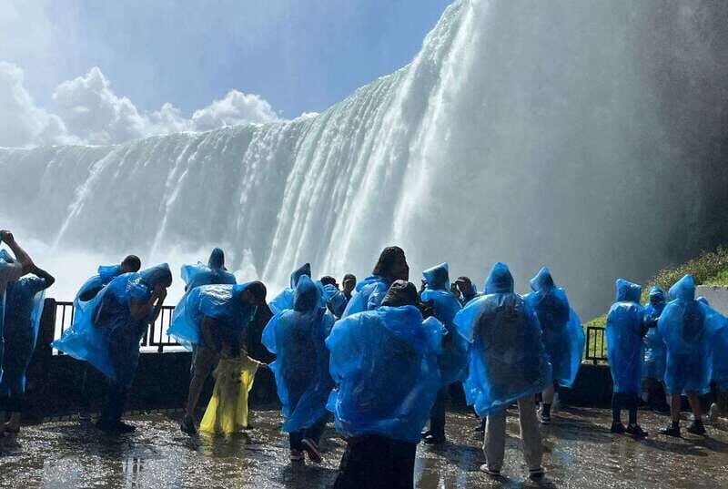 Toronto: Niagara Falls Day & Evening Tour + Top Attractions - The Return Journey