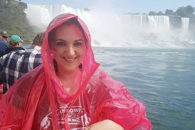 Toronto: Niagara Falls Day Tour with Boat option - FAQs