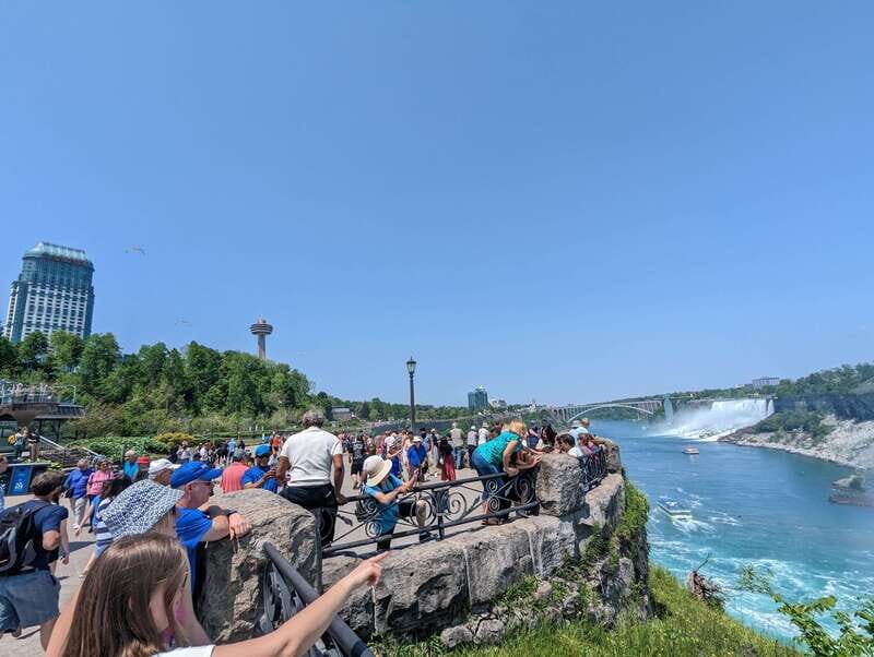 Toronto: Niagara Falls Day Tour with Boat Tour Option - Key Points