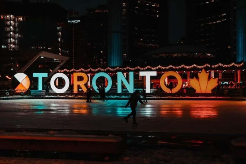 Toronto: Night City Tour - Private. - Discovering Toronto After Dark