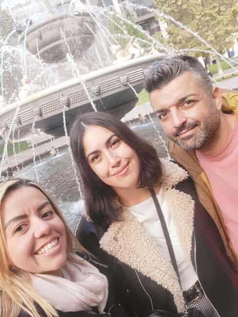 Toronto: Private Walking Tour with a Local - Key Points