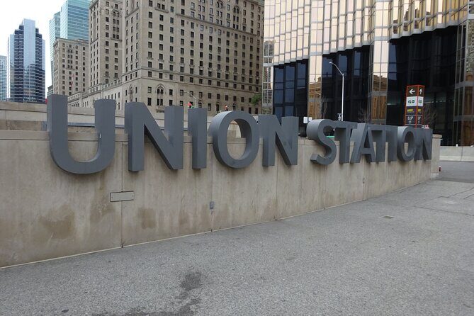 Toronto Self-Guided walking tour and scavenger hunt - Reliability and Practical Details