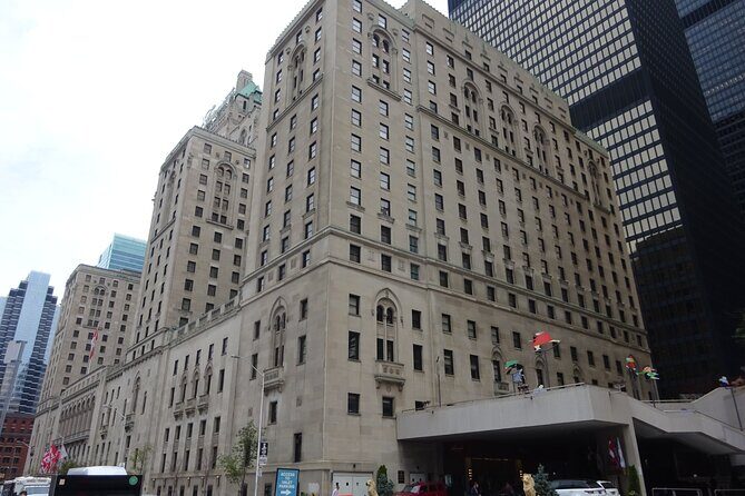 Toronto Self-Guided walking tour and scavenger hunt - Analyzing the Value