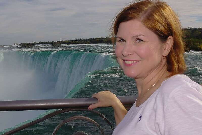 Toronto: Splendours of Niagara Falls Small Group Tour w/Boat - Why This Tour Stands Out