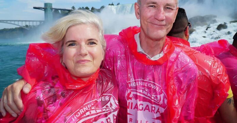 Toronto: Splendours of Niagara Falls Small Group Tour w/Boat - Authentic Traveler Feedback