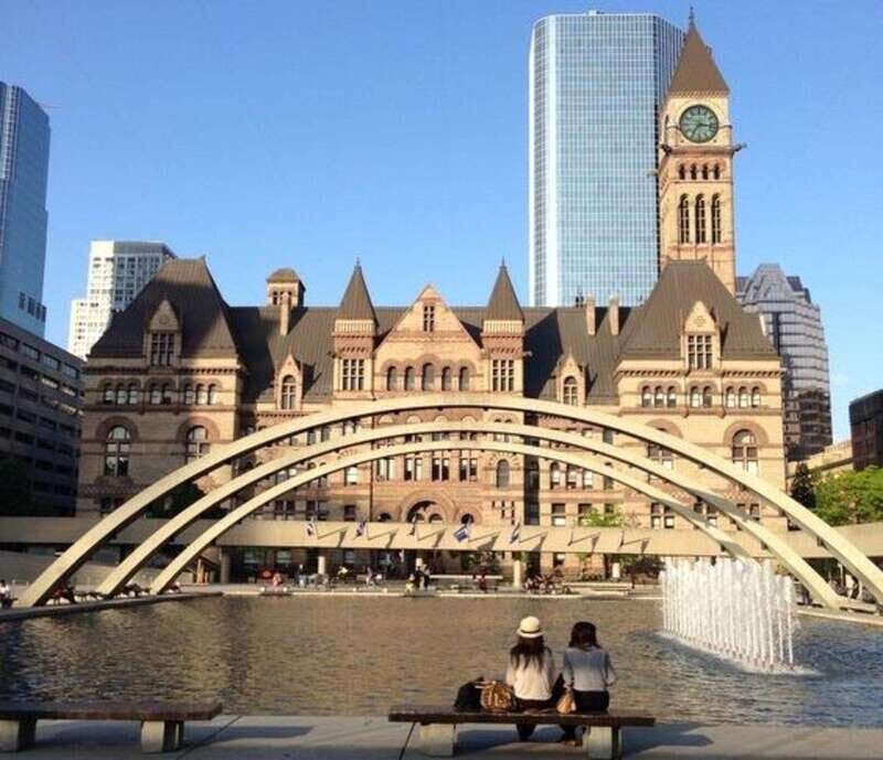 Toronto : Street Art Walking Tour With A Guide - An Invitation to See Toronto Through Its Walls