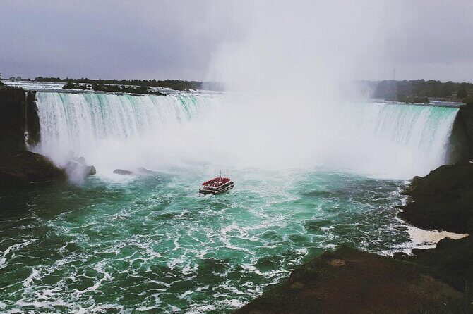 Toronto to Niagara Falls Small Group Day Tour with Boat and Wine - Key Points
