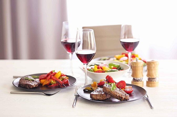 Toronto to Niagara Falls Small Group Day Tour with Boat and Wine - Exploring Niagara-on-the-Lake: Victorian Charm and Local Wines