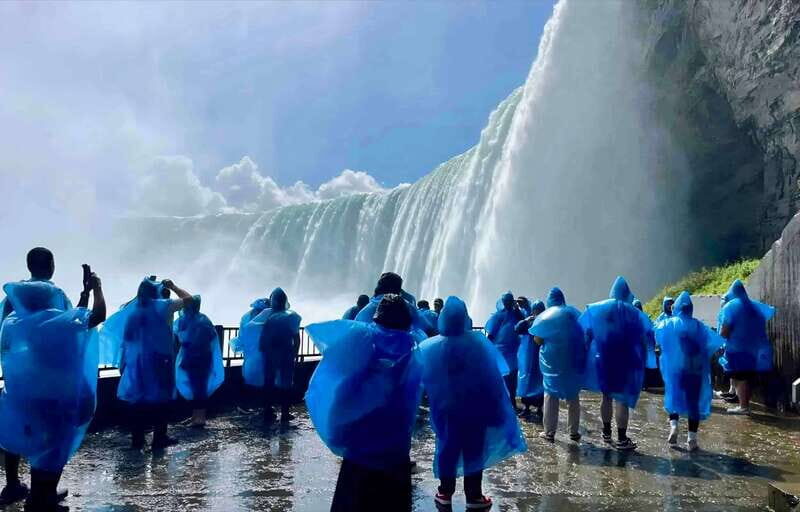 Toronto: Winter Niagara Falls Tour with Attractions Package - FAQs