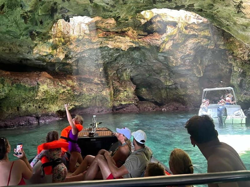 Torre Canne: Private excursion Monopoli, Polignano a Mare - Authenticity and Unique Experiences