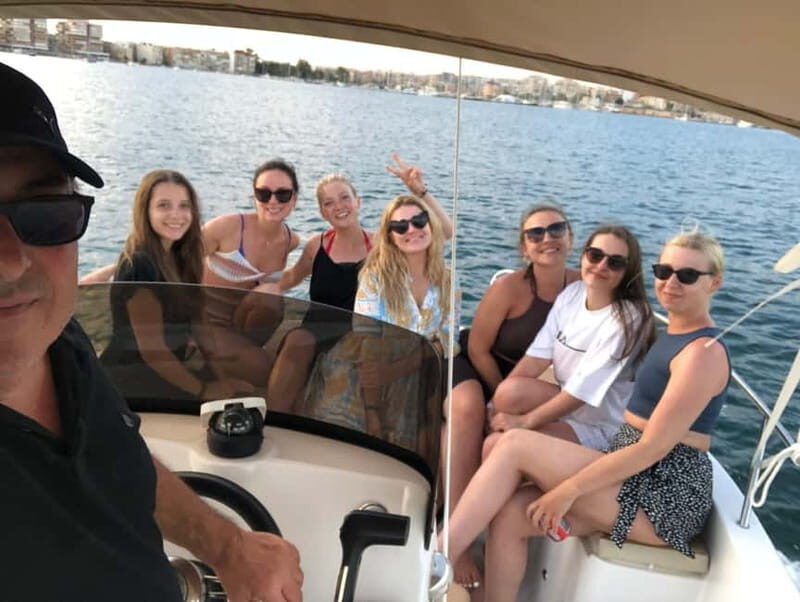 Torrevieja: Private Boat Tour with Skipper for Groups. - A Deep Dive into the Experience