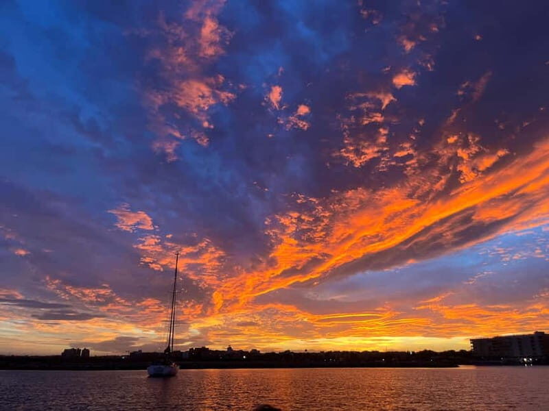 Torrevieja: Private Sunset Boat Tour with Cava - Cost and Value