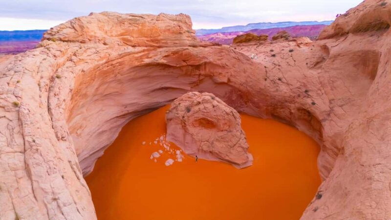 Torrey: Cosmic Ashtray, Devil's Garden, and Cedar Wash Tour - A Balanced Look at the Cosmic Ashtray, Devils Garden, and Cedar Wash Tour