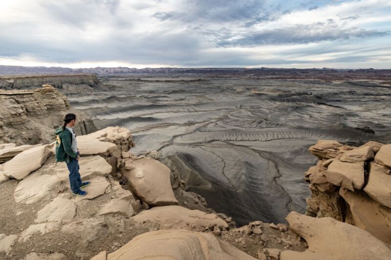 Torrey: Moonscape, Factory Butte, and Capitol Reef Park Tour - The Itinerary and What to Expect