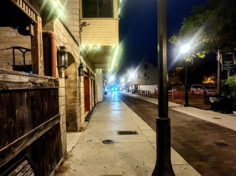 Torrid Tales of St. Augustine: True Crime Walking Tour - Detailed Breakdown of the Crime Stories