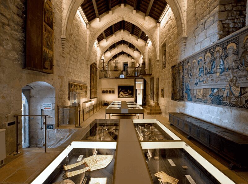 Tortosa: Guided Walking Tour with Cathedral Visit - A Closer Look at the Tour Experience
