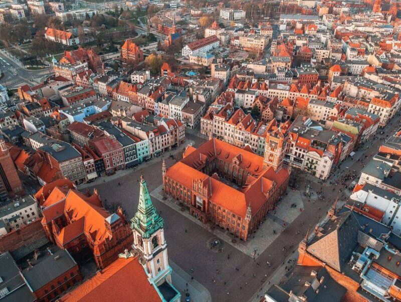 Toru: Full-Day Tour of the City of Copernicus - Explore Toru’s Medieval Charm and Scientific Heritage