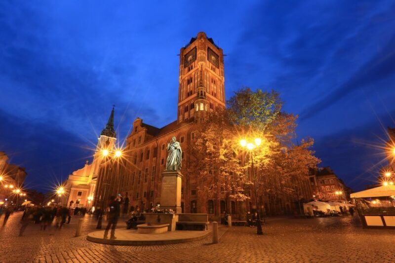 Torun Living Museum of Gingerbread and Old Town Private Walk - Key Points