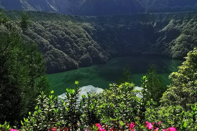 Totally personalized private tour to Sete Cidades and Lagoa do Fogo (west) - Is This Tour Right for You?