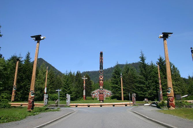 Totems, City & Wildlife by Cable Car Trolley - The Pros and Cons of the Experience