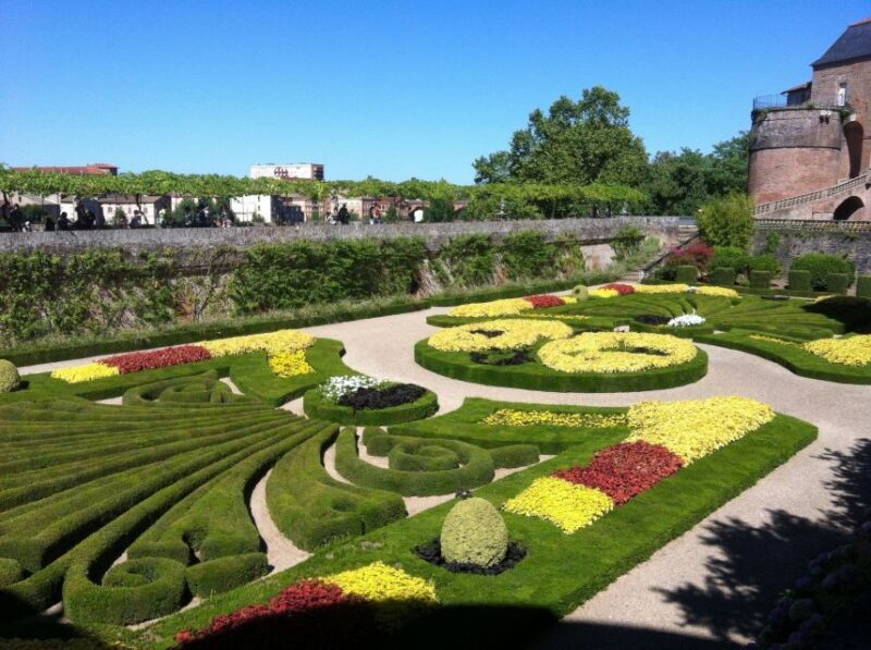 Toulouse: Albi and Cordes/Ciel Day Trip with Audio Guides - Final Thoughts: Is This Tour Right for You?