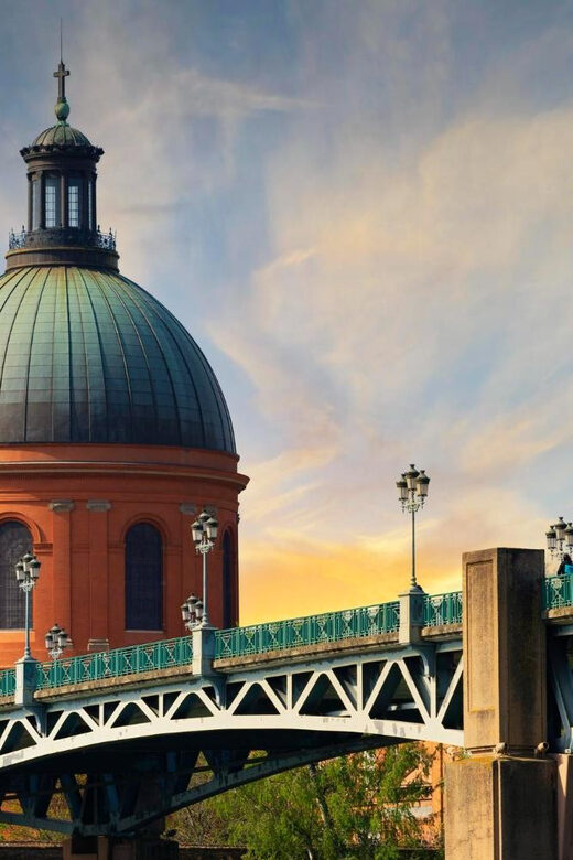 Toulouse: Express Walk with a Local in 60 minutes - Key Points