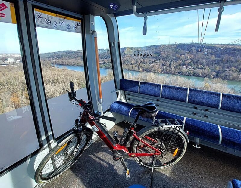 Toulouse panorama, electric bike ride and cable car - Key Points
