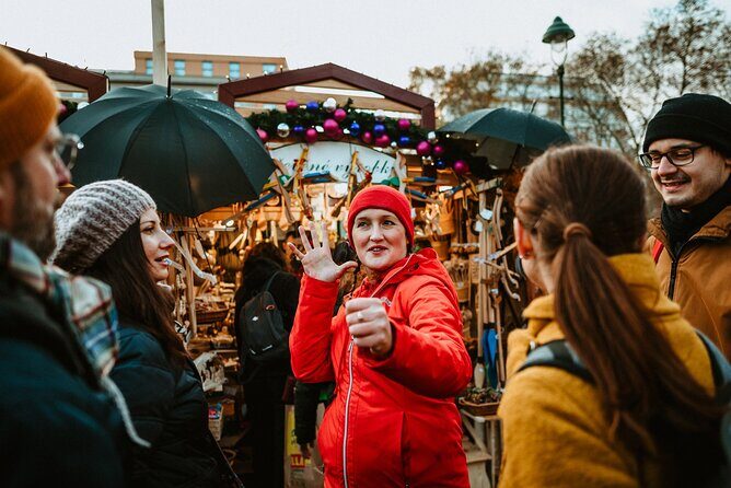 Tour 3 Magical Prague Markets with Locals, Christmas Goodies incl - FAQ