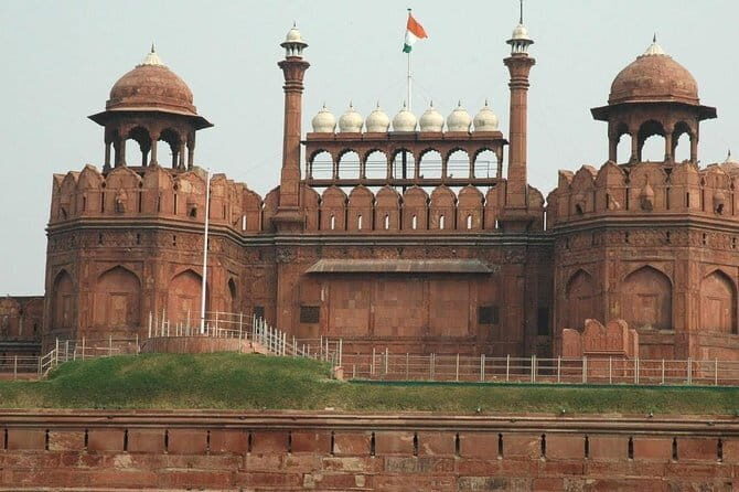 Tour a Nueva y Vieja Delhi Con Guía en Idioma Español - FAQs