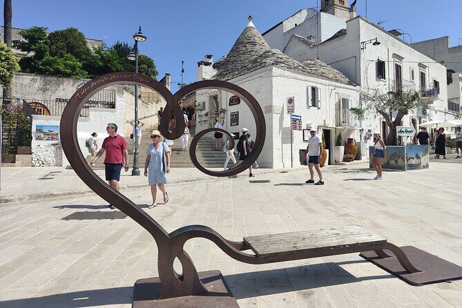 Tour: Alberobello, Ostuni & Locorotondo, Apulian Aperitif - Key Points: