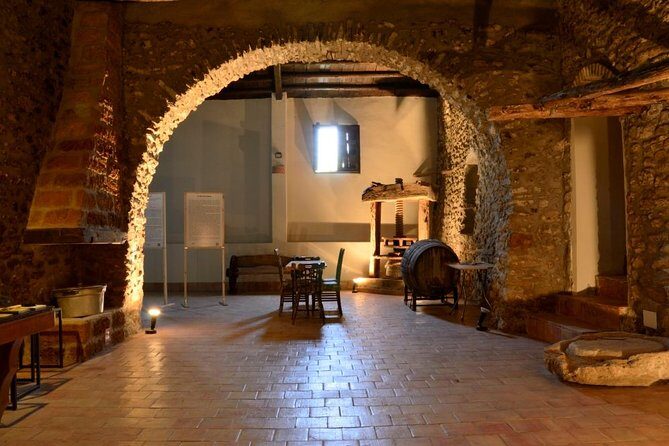 Tour and Soap personalization at the Soap Museum in Sciacca - Authenticity and Cultural Significance