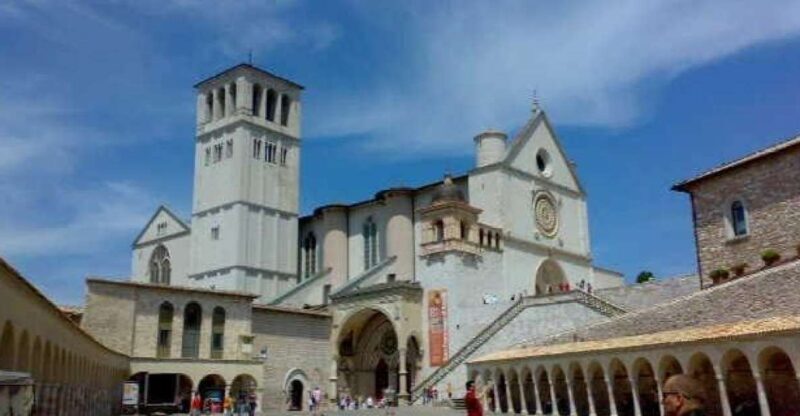 Tour Assisi e Spello with van - Key Points