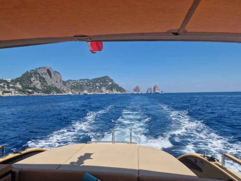 Tour Capri: discover the island of VIPs by boat - An In-Depth Look at the Tour Experience