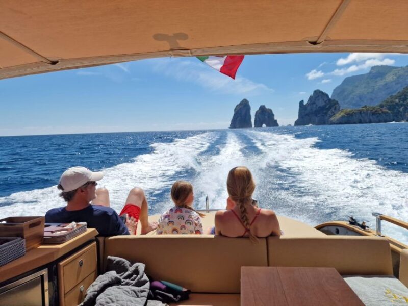 Tour Capri: discover the island of VIPs by boat - Frequently Asked Questions