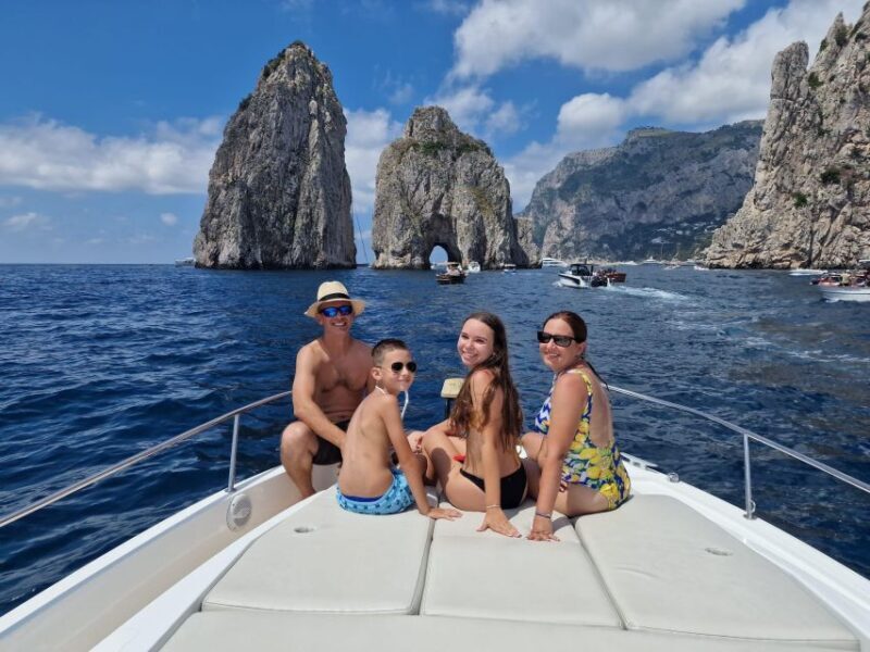 Tour Capri: discover the island of VIPs by boat - Exploring the Itinerary in Detail