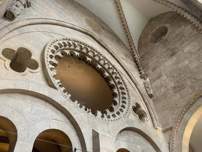 Tour Cathedral of Santiago with roofs & Portico de la Gloria - FAQs About the Santiago Cathedral Tour