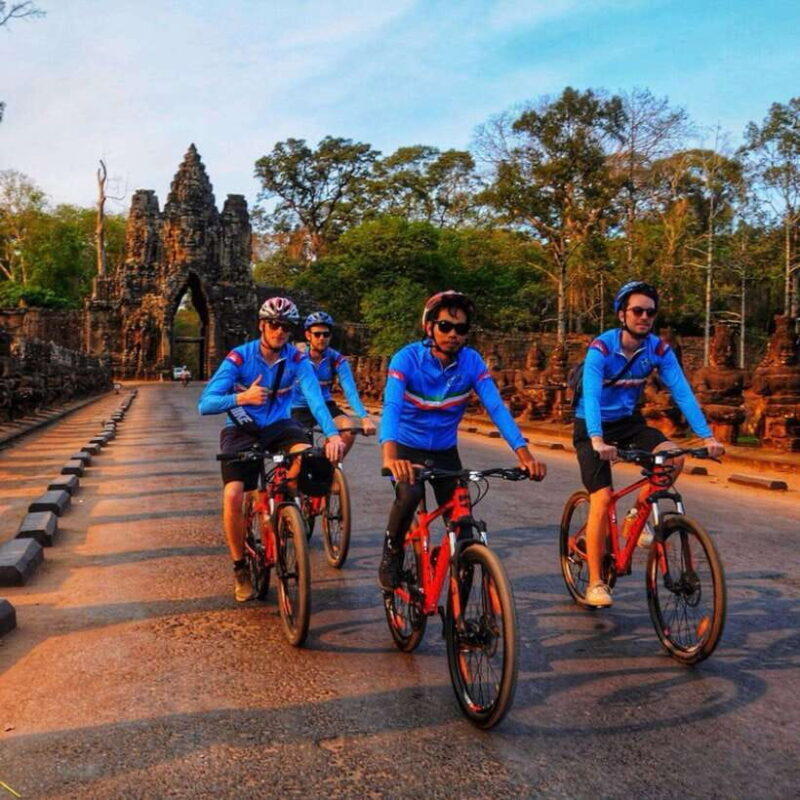 Tour de friends - Discover Angkor Wat Full Day Bike Tour - The Value Proposition