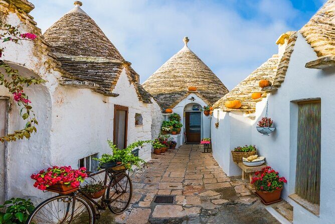 Tour di Alberobello & Guida a Matera, from bari - Introduction