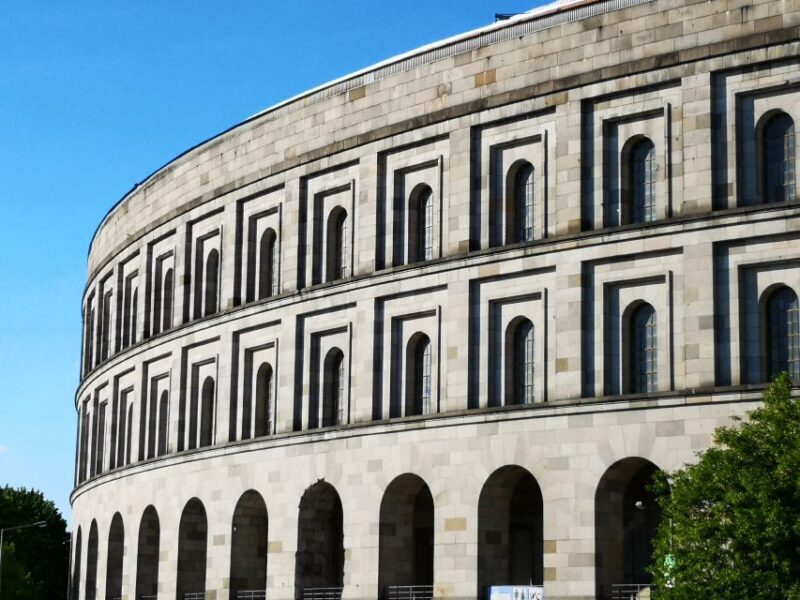 Tour en español al Campo Zeppelin - Who Will Enjoy This Tour?
