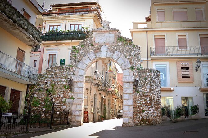 Tour ETNA-TAORMINA-ISOLA BELLA - Who Will Love This Tour?