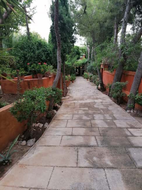 Tour from Alicante to Casa Morisca in Crevillente with Tea and Pastries in a Van - Practicalities: What to Know Before You Go