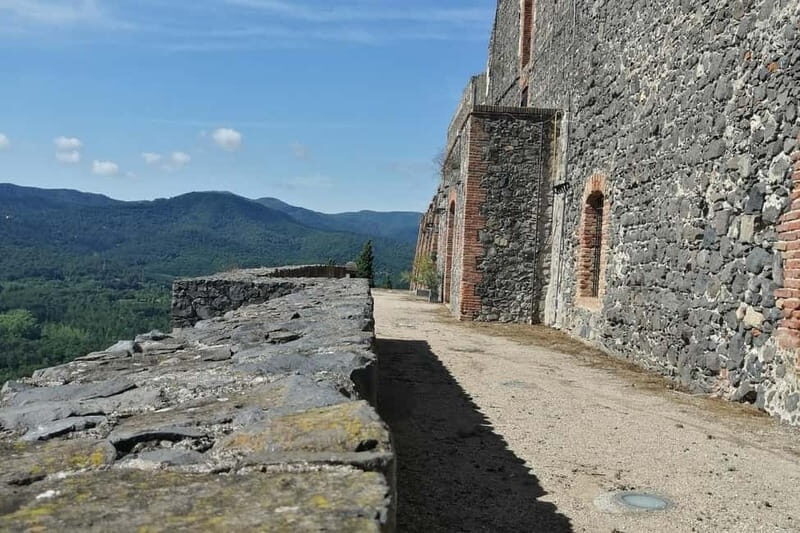 Tour Girona, Castell d'Hostalric & Roca Village - Who Will Benefit Most from This Tour?