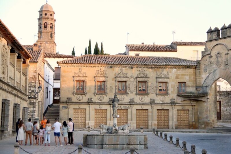 Tour histórico Úbeda y Baeza con Sinagoga del Agua - Key Points