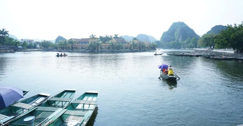 Tour Hoa Lu - Tam Coc - Mua Cave - Biking with Buffet Lunch - Key Points