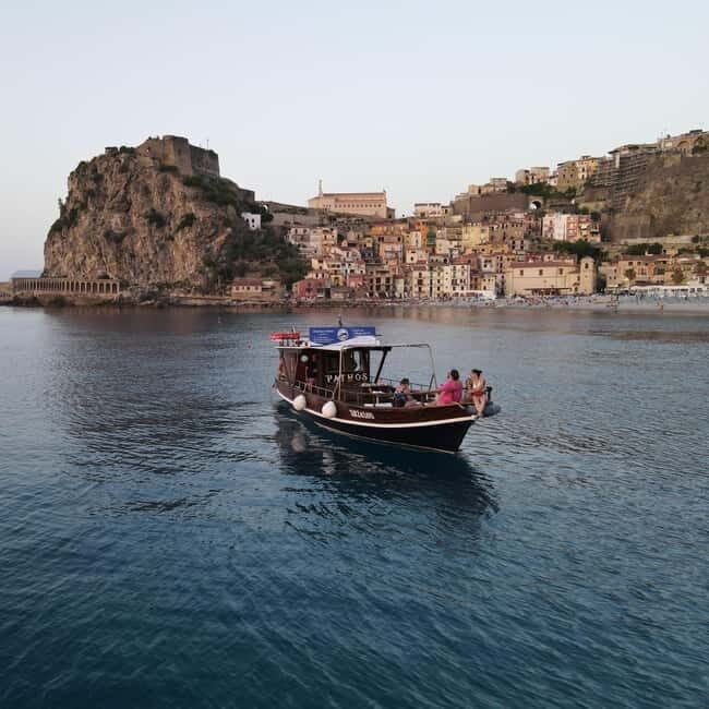 tour in barca con sosta bagno nelle acque di scilla - The Sum Up