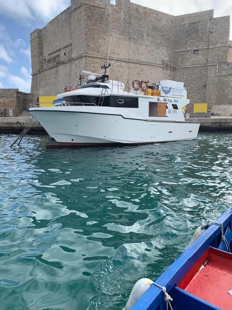 Tour in barca(Monopoli-Polignano) con sosta bagno e aperitiv - The Experience: A Dive into the Itinerary and What You Can Expect