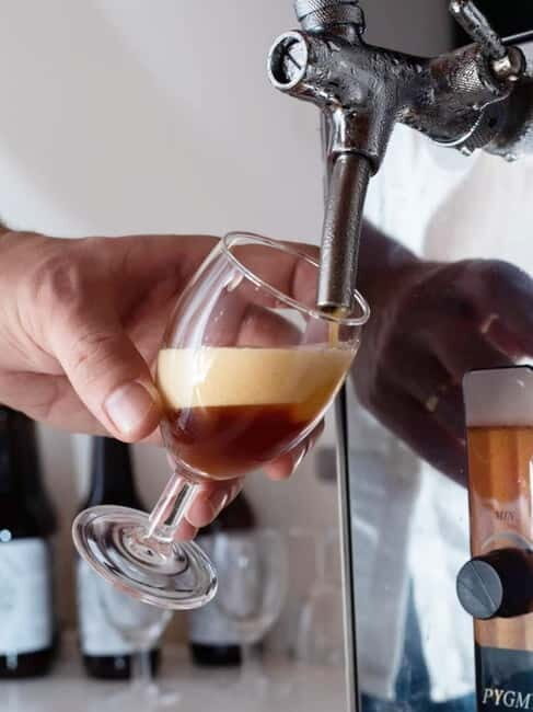 Tour of a craft brewery with tasting - Key Points